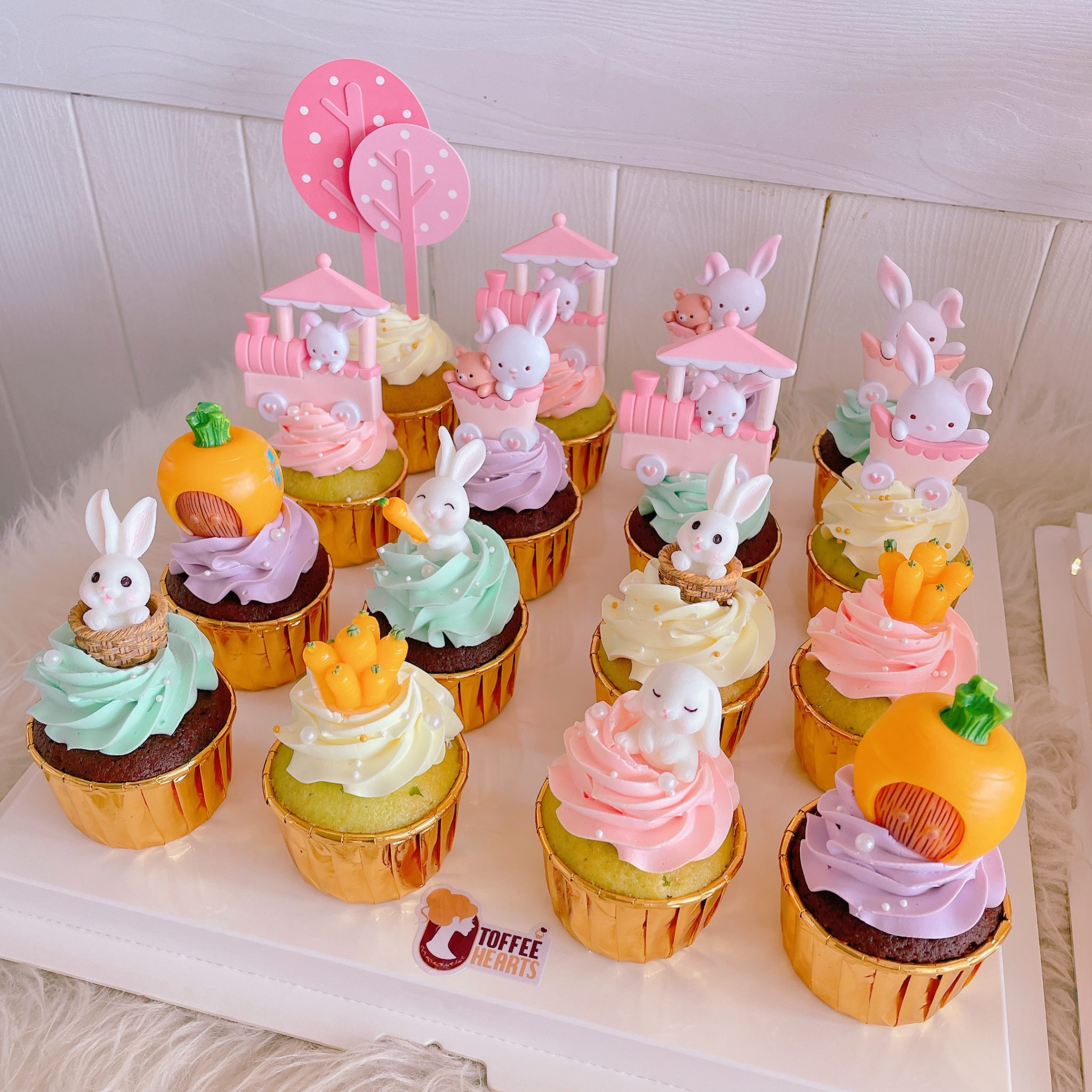 Rabbits Cupcakes – Toffee Hearts Confectionery