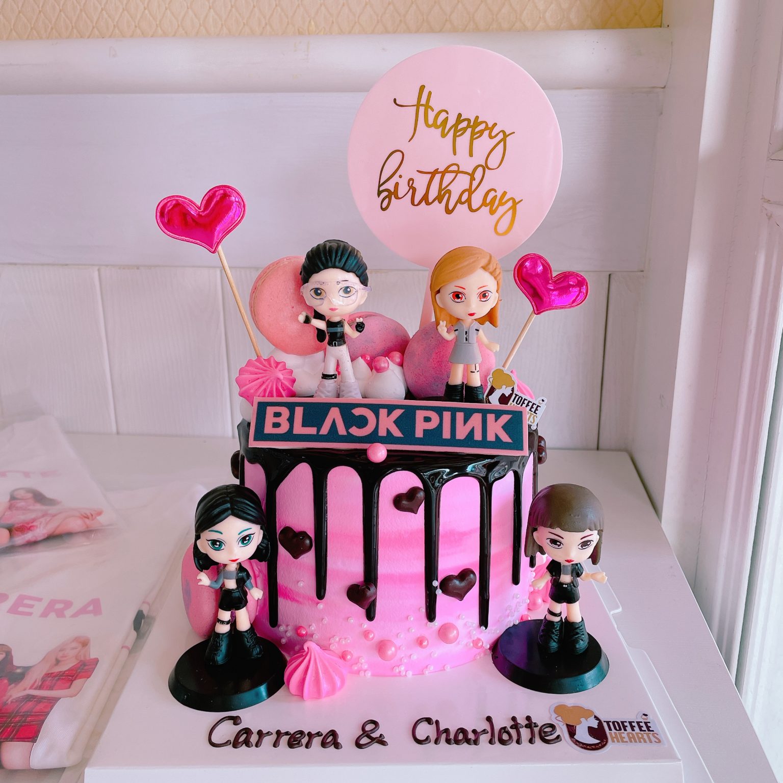 BlackPink Cake – Toffee Hearts Confectionery